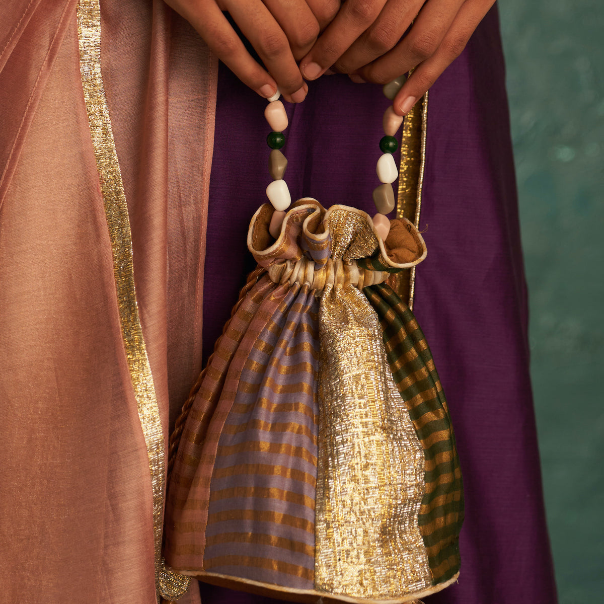 Midas Potli – charkhee