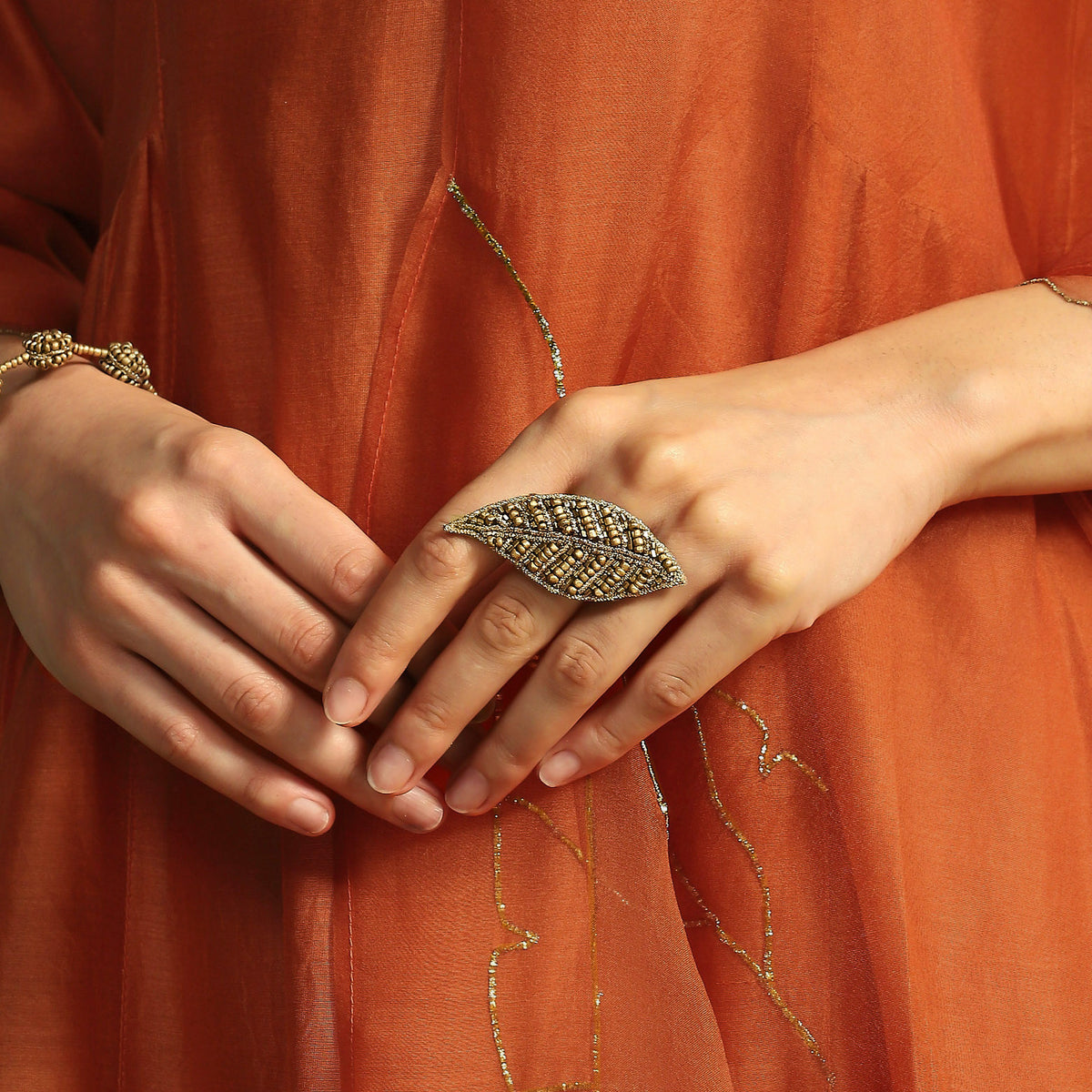 Charkhee Vine Ring: A Stellar Beauty – charkhee