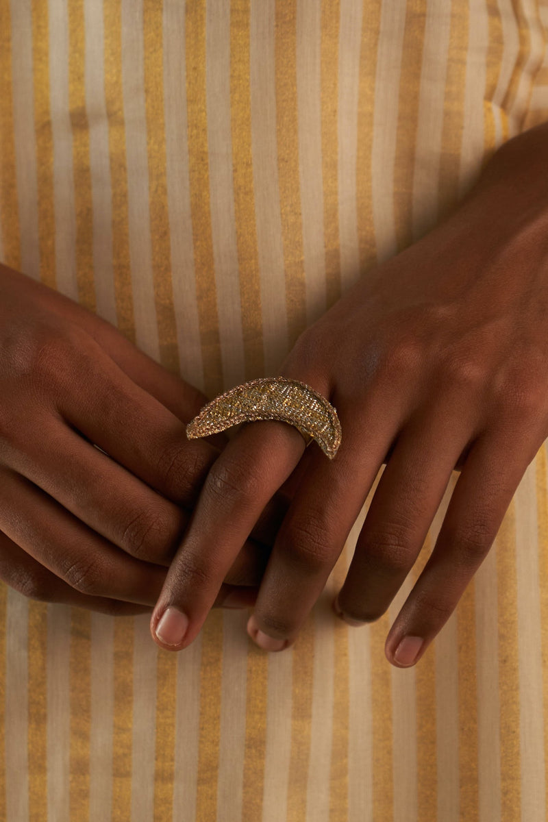 Experience Exceptional Craftsmanship with Handcrafted Ring – charkhee